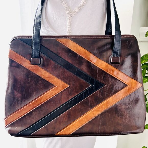 Unbranded | Bags | Vintage Brown Leather Chevron Clam Shell Clasp ...